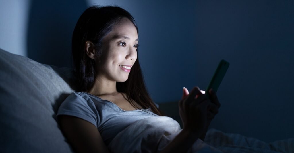 Late Night Conversations With Your Boyfriend: Dive Deeper Into Intimacy ...